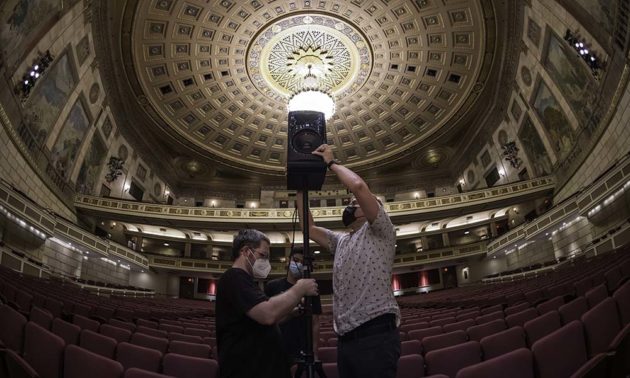 Sensory processing—in a virtual Kodak Hall