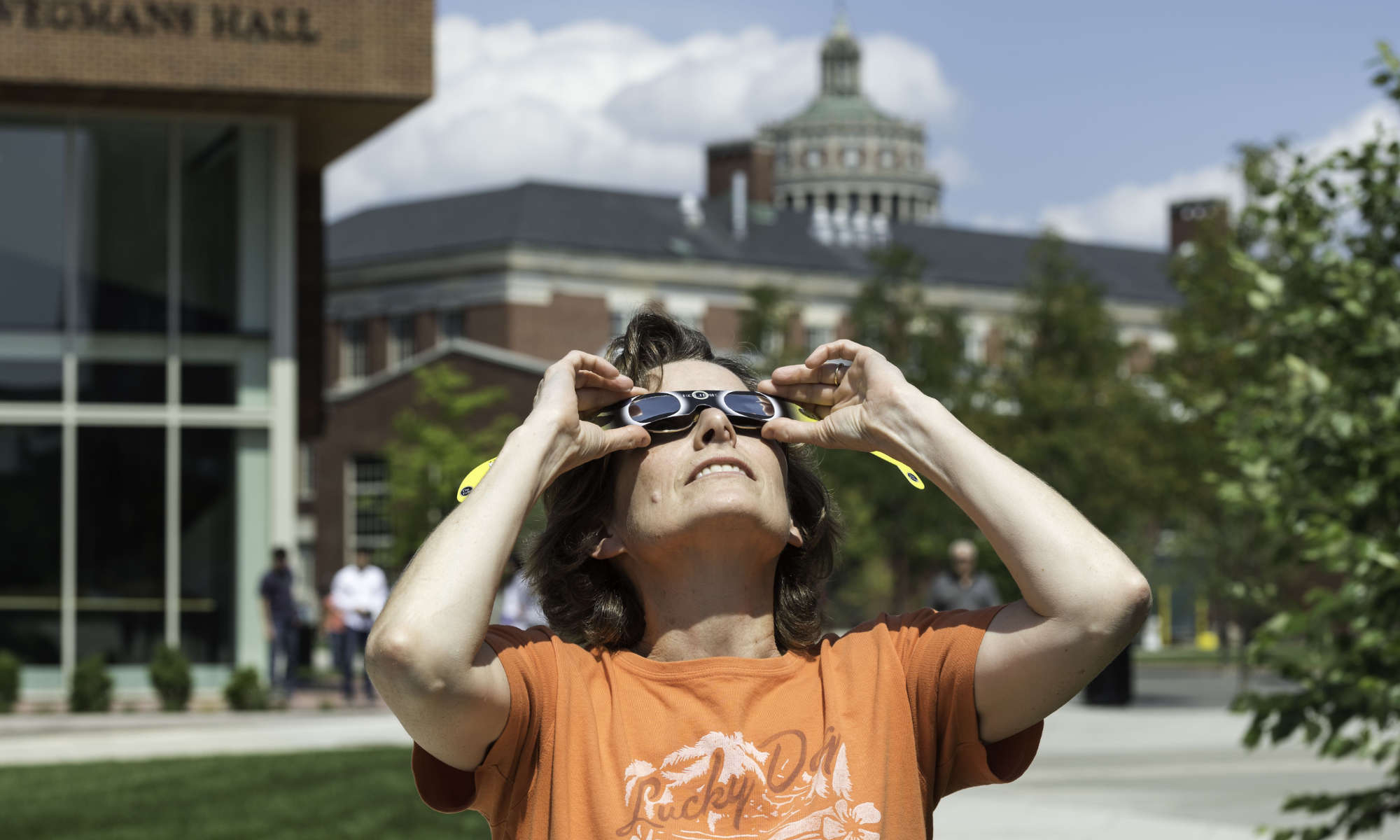 Preview April’s total solar eclipse with a partial eclipse on October 14
