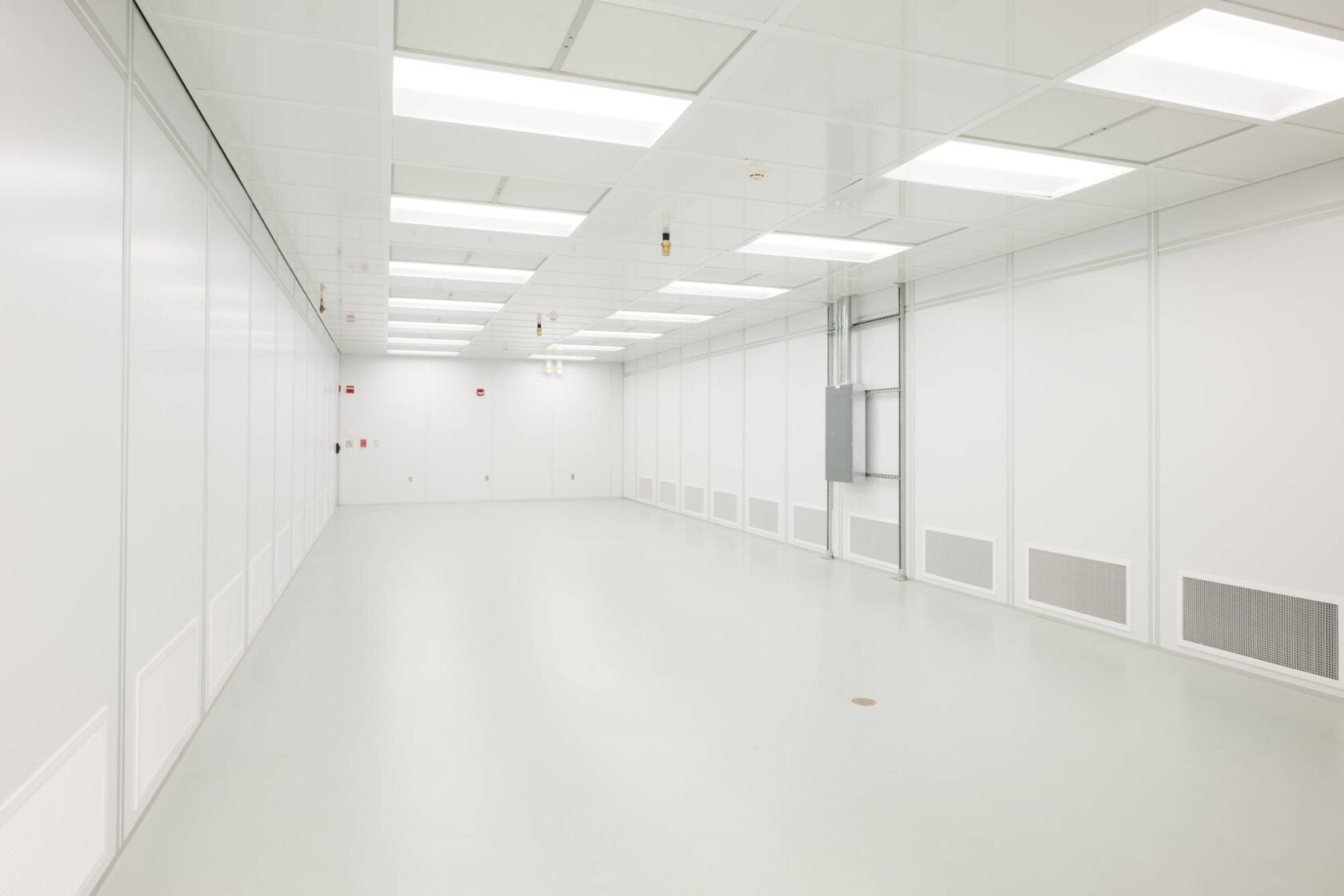 Laboratory for Laser Energetics opens doors on pivotal building expansion