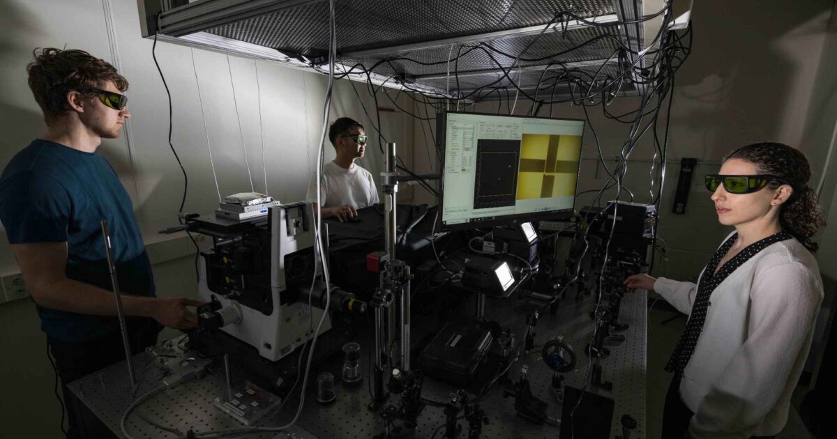 New technique pinpoints nanoscale ‘hot spots’ in electronics to improve ...