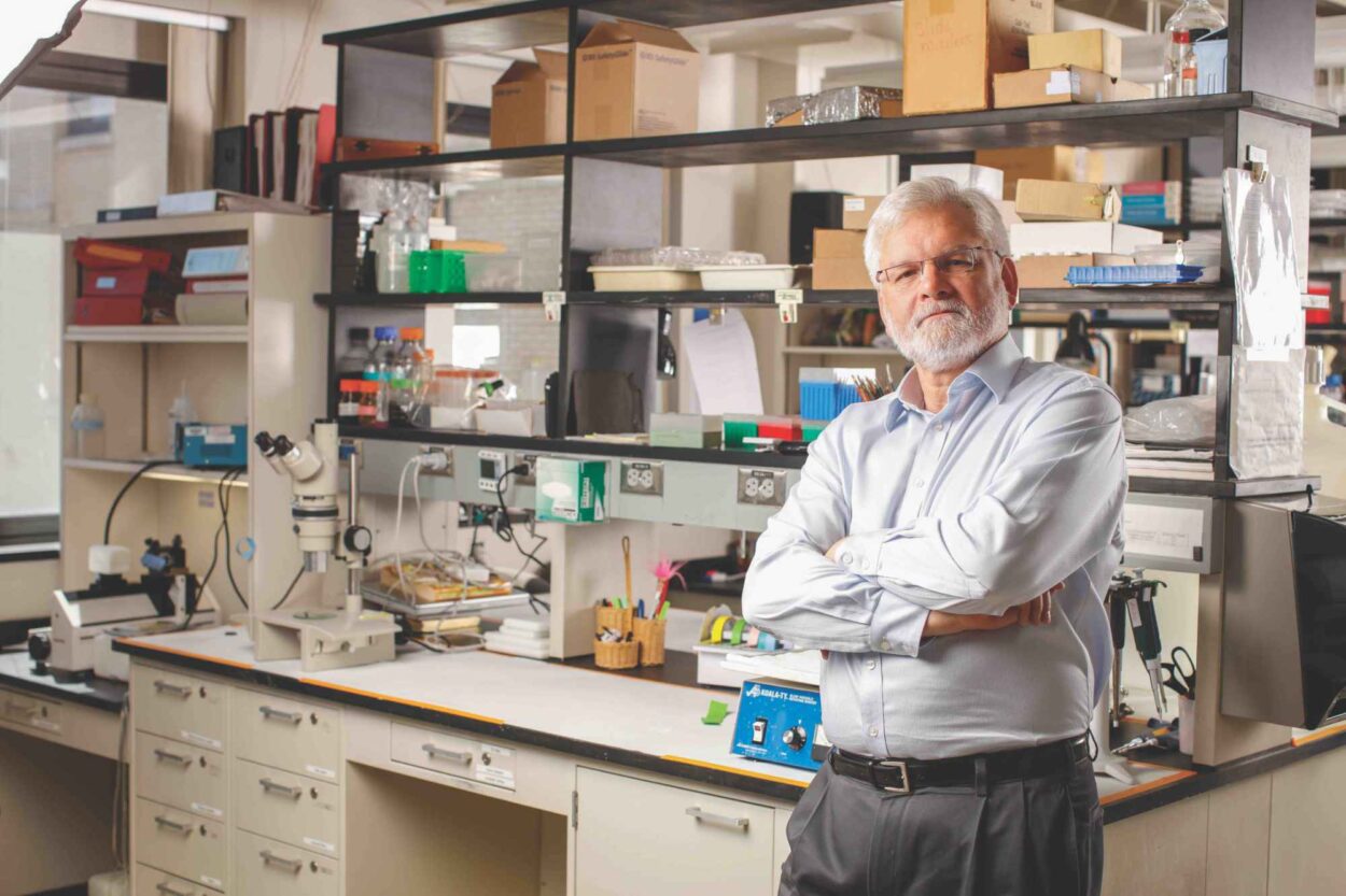 Comparing gene sequences across species to understand aging and dementia