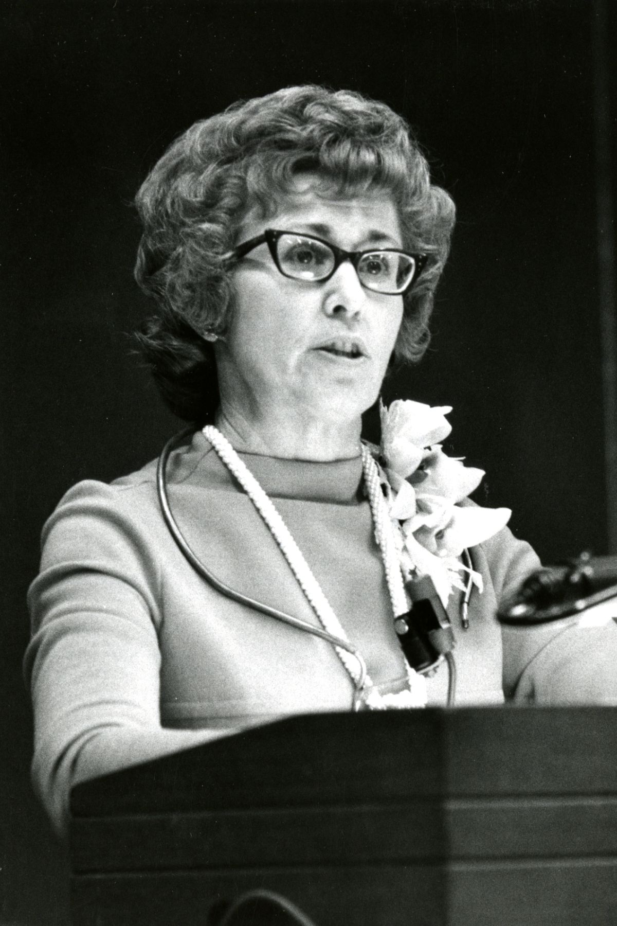 Loretta Ford, former School of Nursing dean who transformed the ...