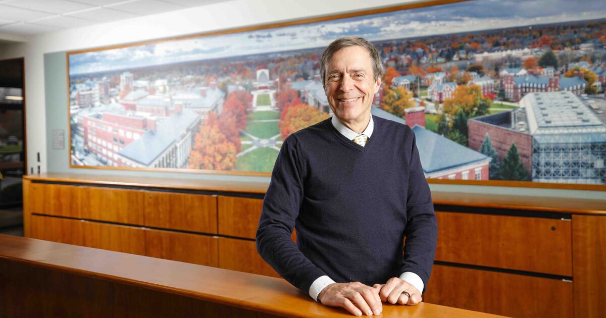 Senior Vice President and Chief Investment Officer Doug Phillips ...