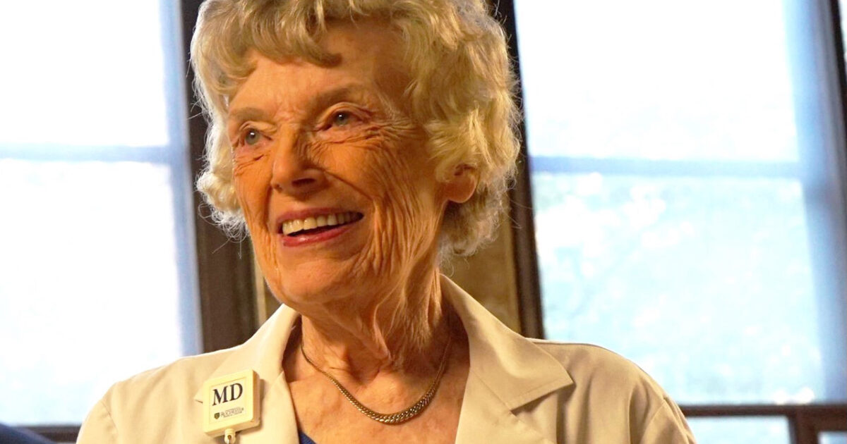 Ruth Lawrence, pioneering pediatrician and breastfeeding advocate, dies ...